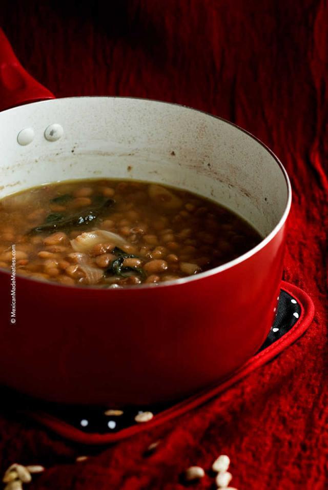 Frijoles De Olla (Authentic Mexican Beans From Scratch) | Mexican Made ...