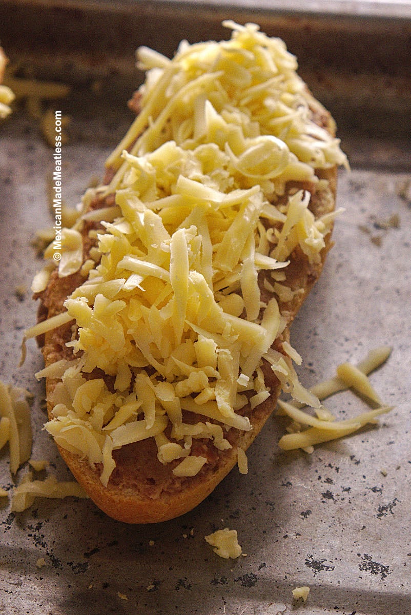 Molletes | Mexican Made Meatless™