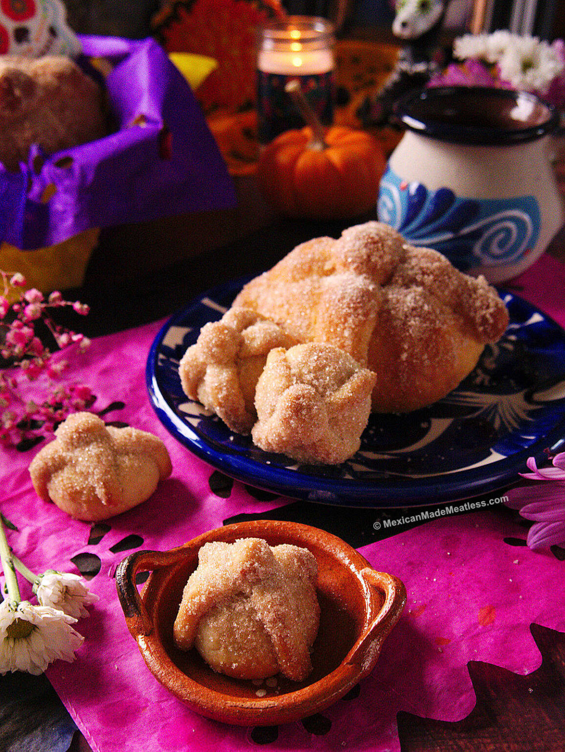 How To Make A Dia De Los Muertos Altar (Beginner's Guide) | Mexican ...
