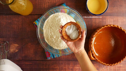 Easy Recipe For Tamales Masa With Oil And Masa Harina | Mexican Made ...