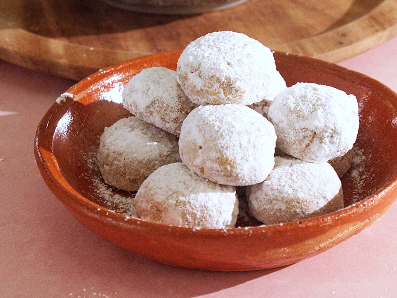 Polvorones De Nuez (Vegan Mexican Wedding Cookies) | Mexican Made Meatless™